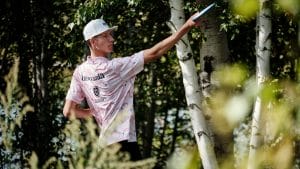 Silva Saarinen - Ultiworld Disc Golf