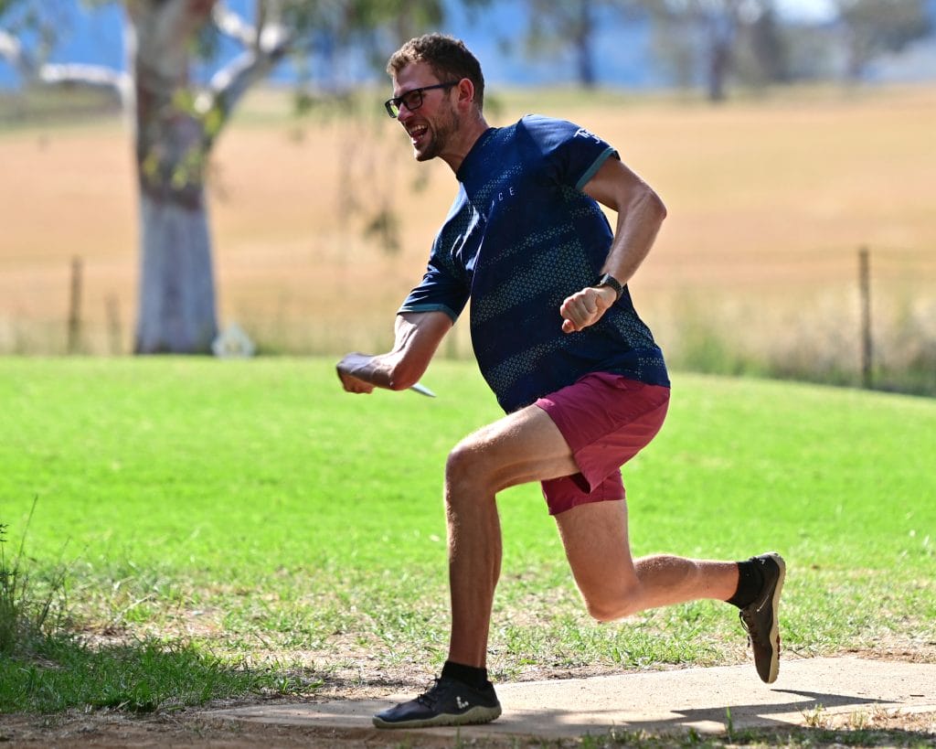 Aussies Hold Off Americans to Win the Australian Disc Golf ...